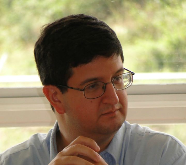 Entrevista a Arturo Peraza - Revista SIC