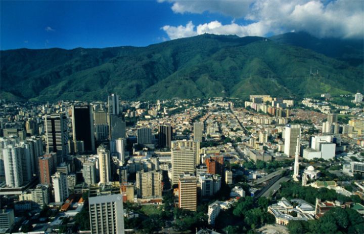 Caracas: 458 años entre historia y futuro urbano